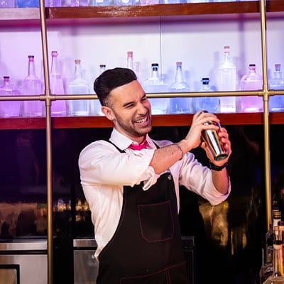 Cirque du Soleil MAD APPLE at New York-New York Hotel & Casino | Buy ...