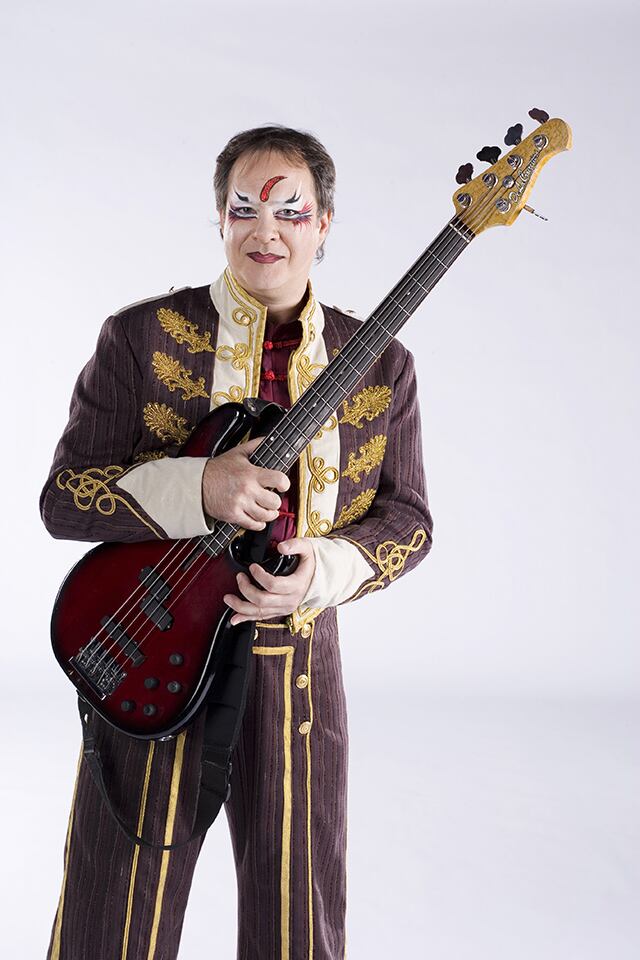 Press kit | Kooza | Cirque du Soleil