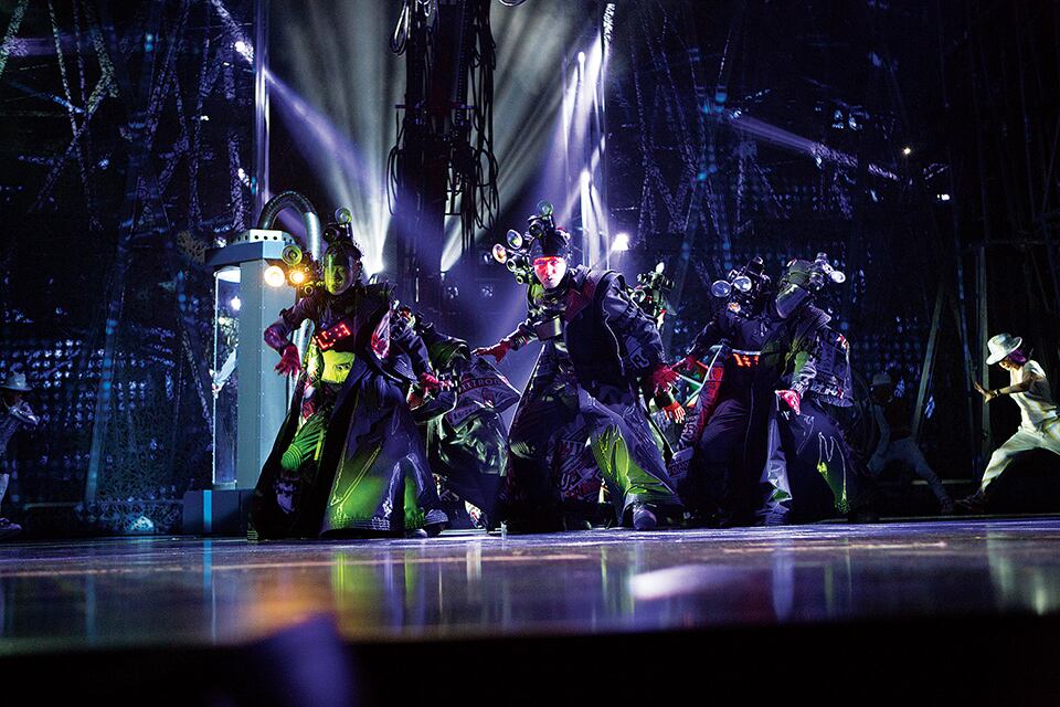 Press Materials - Michael Jackson ONE - Cirque du Soleil