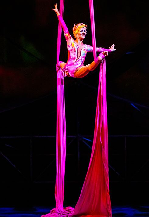 Press kit | Mystere | Cirque du Soleil